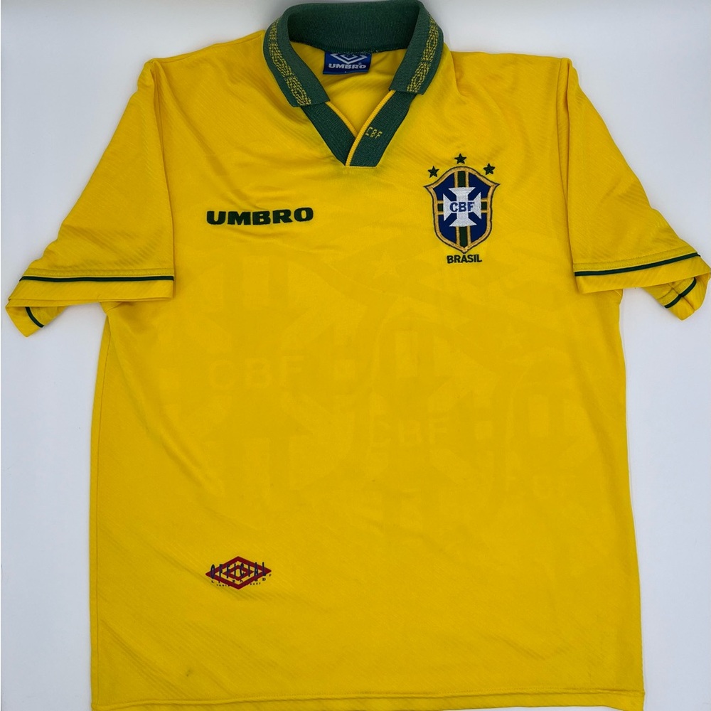 Authentic Umbro Brazil 1993 Vintage Soccer Jersey. Si… - Gem